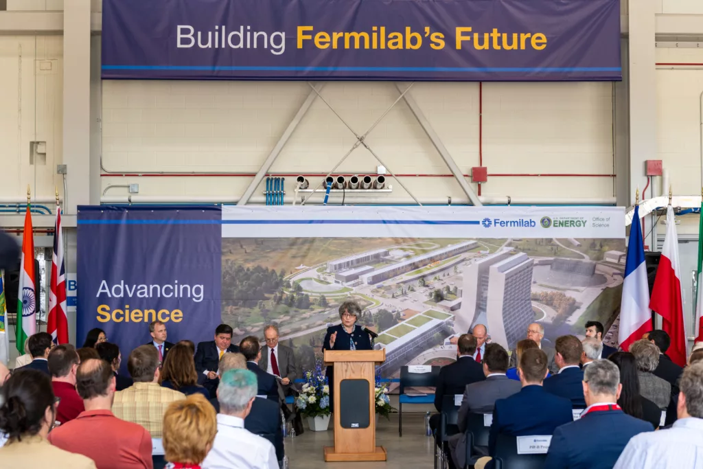 DOE Deputy Secretary, legislators & Fermilab leadership celebrate ...